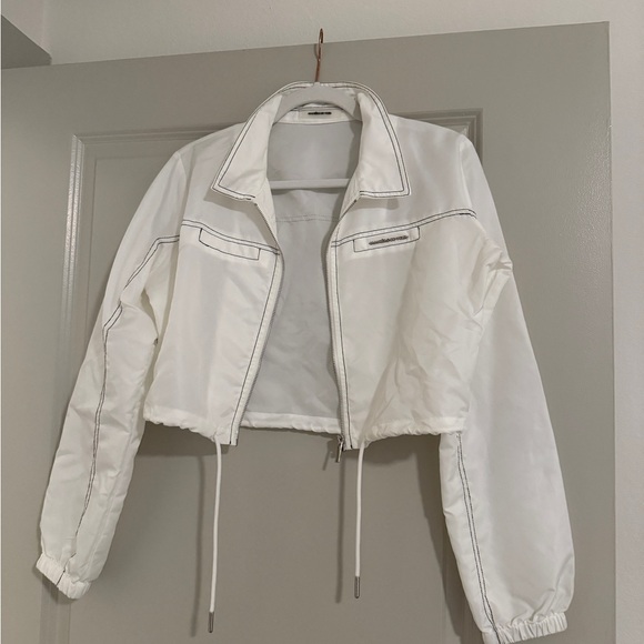 Maniere De Voir | Jackets & Coats | Maniere De Voir White Crop Jacket ...